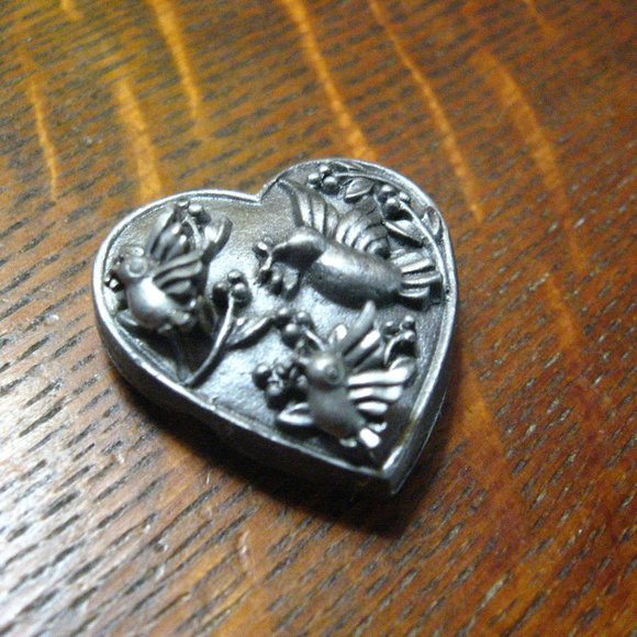 Torino | Jewelry | Torino Vintage Heart Flower Brooch Bird Earrings ...